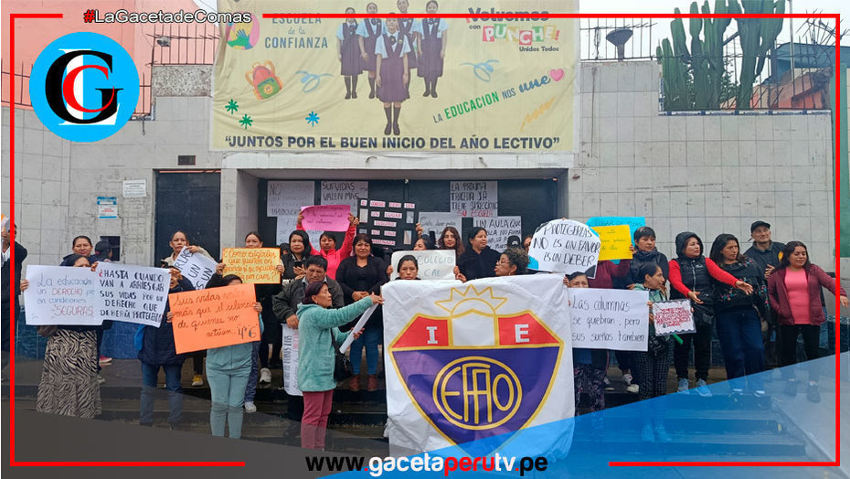 Padres De Familia De I.E Esther Festini De Comas Realizan Plantón En ...